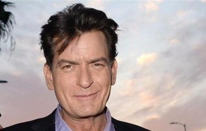 Actor Charlie Sheen admite que porta el virus del sida