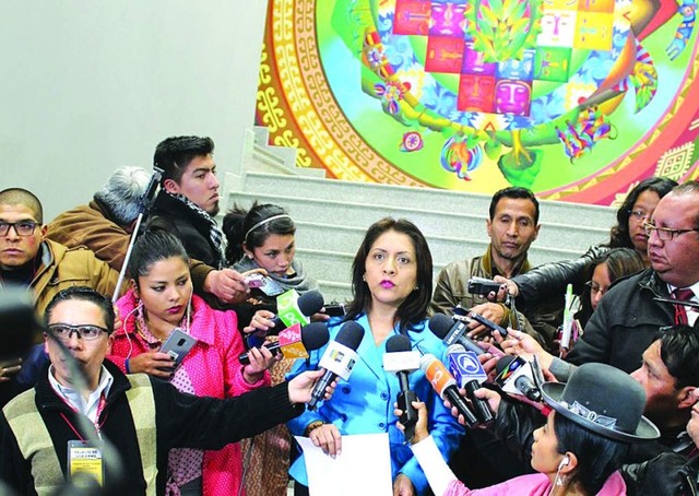 Estrenan la Casa Grande con fiesta y rito cultural