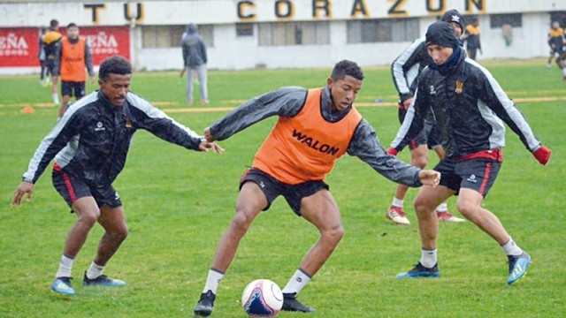 Escobar es la principal duda en The Strongest