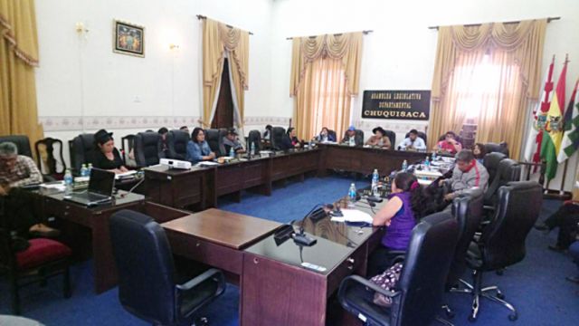 Se demora avance del trámite para la doble vía