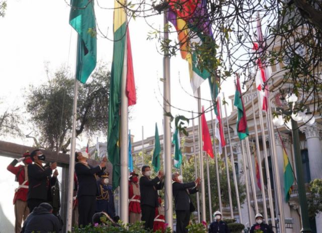 La Paz celebra el 212 aniversario de la revolución del 16 de julio