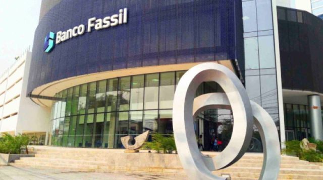 ¿Quiénes son los propietarios y accionistas del Banco Fassil?