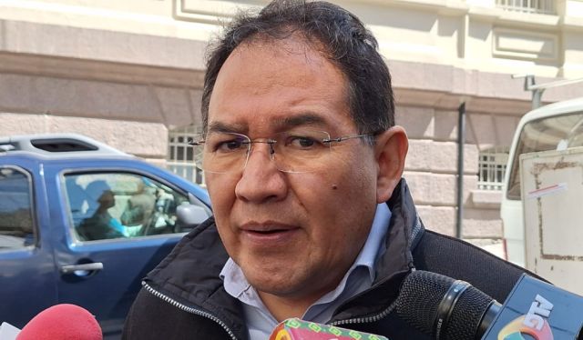 Gobierno impulsa ley para que extranjeros sólo puedan tener hasta 2.000 ...