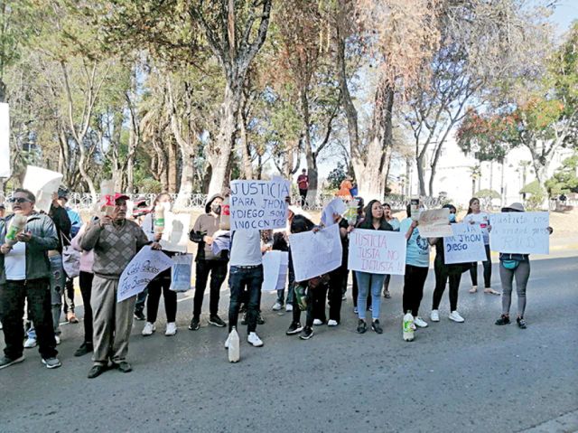 Familiares de los detenidos protestan por el caso Rudy