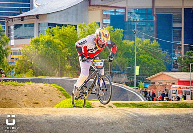 El BMX 2025 arrancó a pura emoción en Garcilazo
