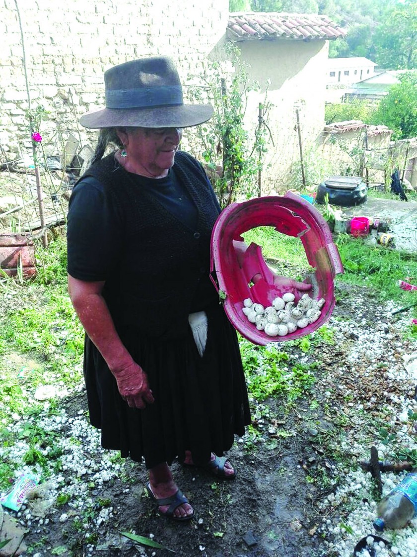 Tomina soporta la peor granizada en diez años