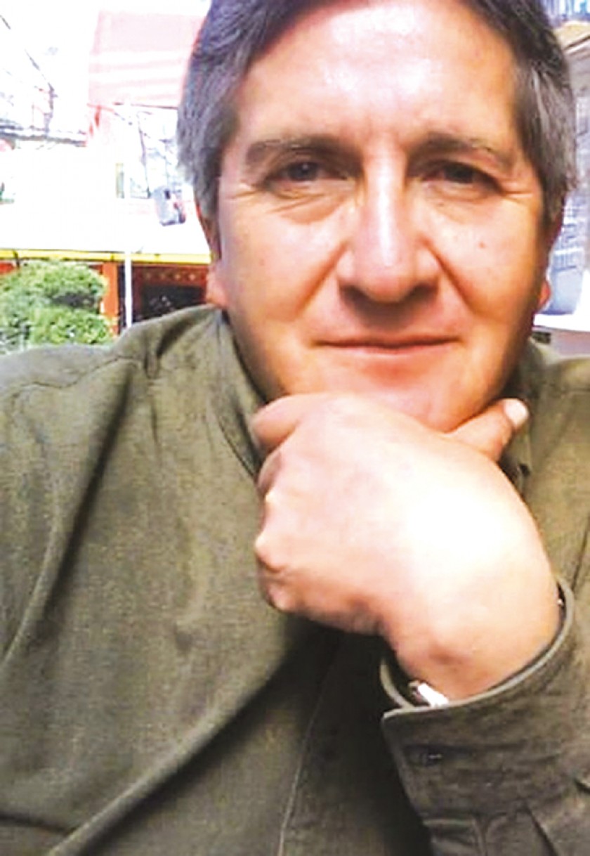 Acerca de Aura Nómada de Edwin Guzmán