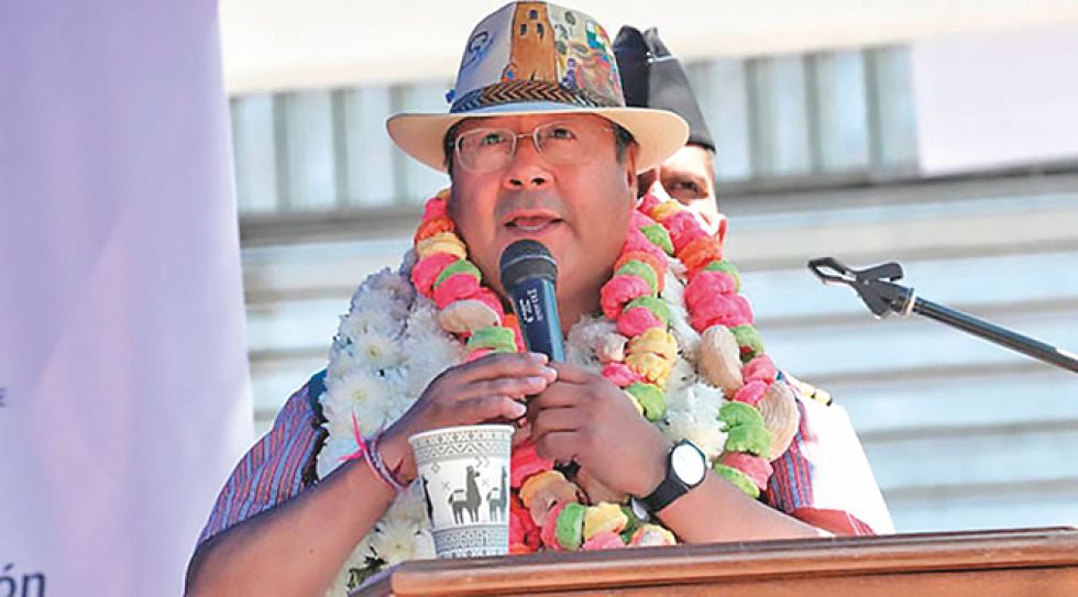 Arce recuerda que Bolivia tiene la inflación más baja