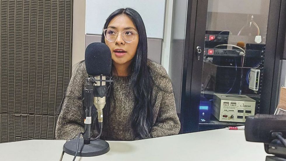 Estudiante busca ayuda para asistir a olimpiada