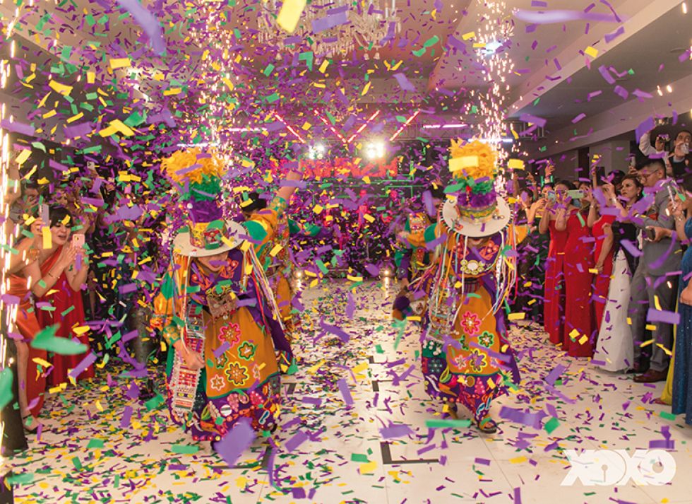 Tinku “Atipay” presenta su indumentaria conmemorativa