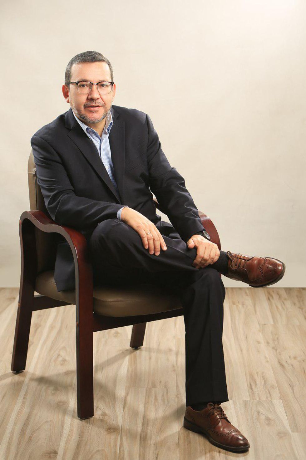 Péndulo Político y Puño & Letra