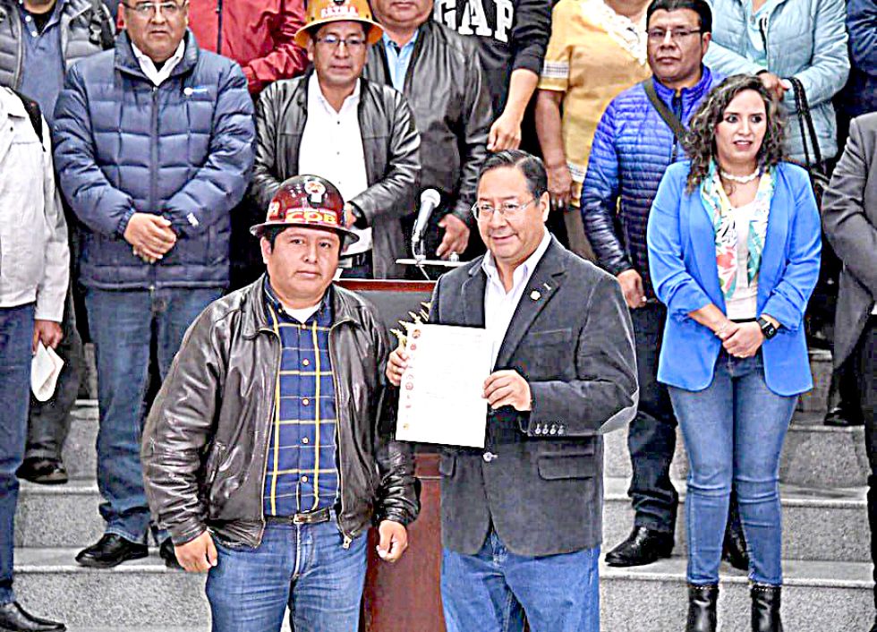 Incremento: COB aguarda reunión con Arce