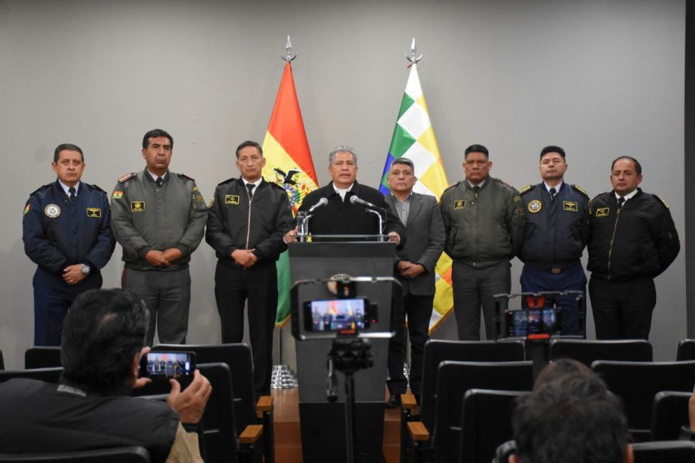 Novillo: “Tenemos el control total y absoluto de nuestras Fuerzas Armadas”