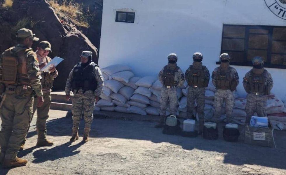 Contrabando a la inversa: Armada evita salida de productos en operativo ...